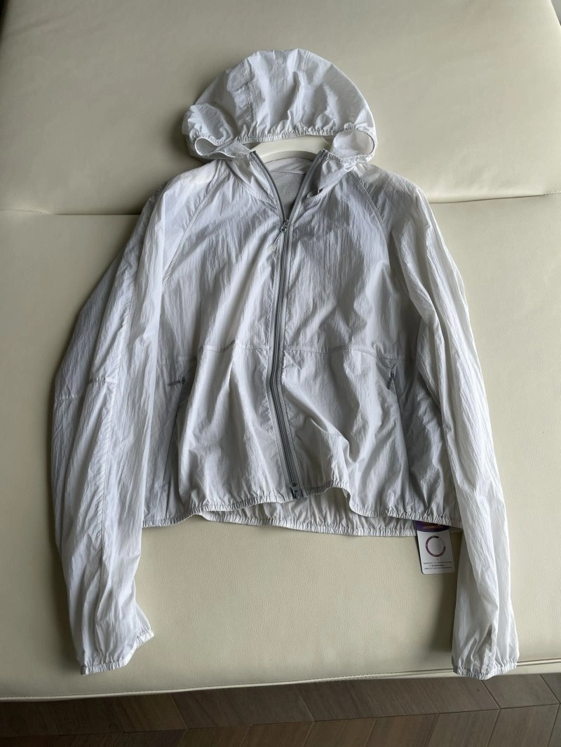 Unclassified Brand Outwear