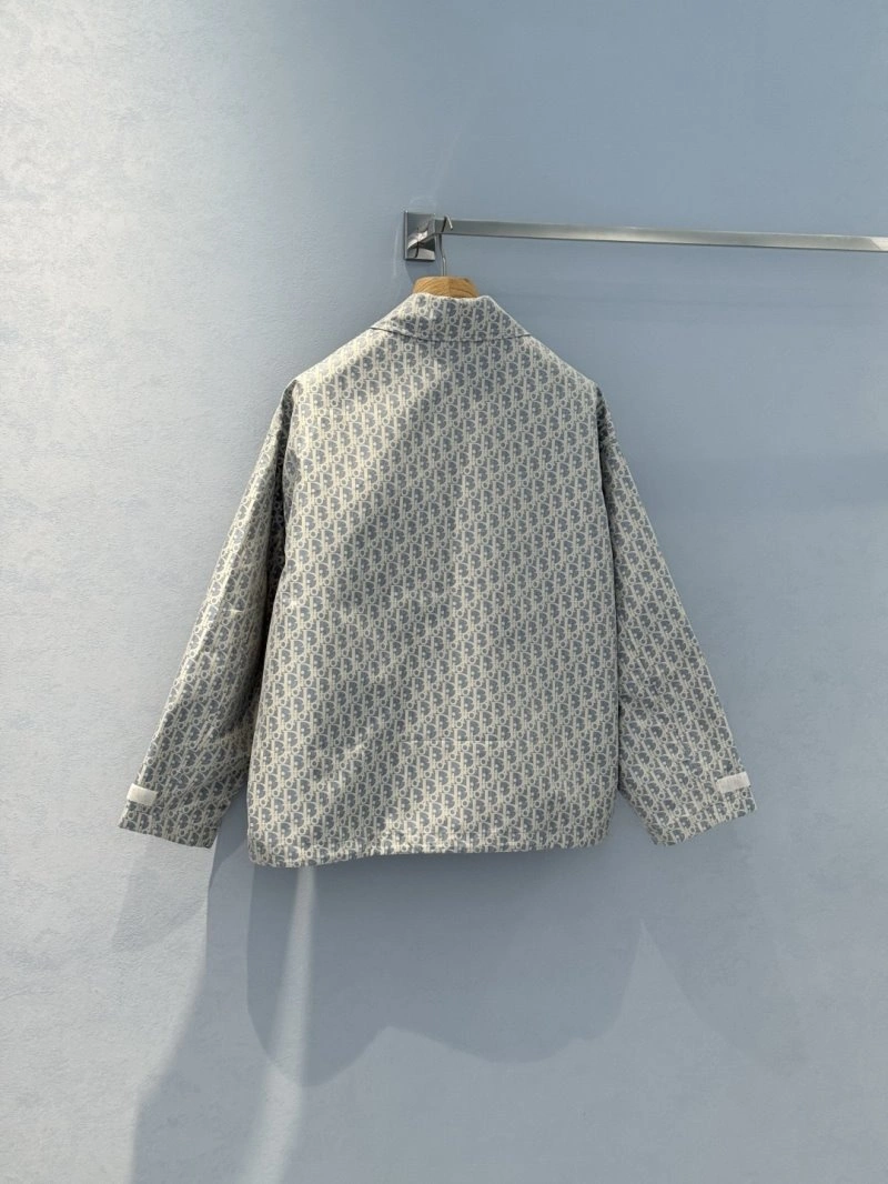Accurate model Unclassified Brand Outwear