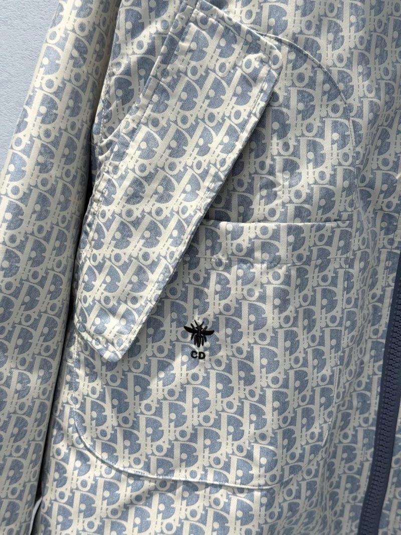 Accurate model Unclassified Brand Outwear