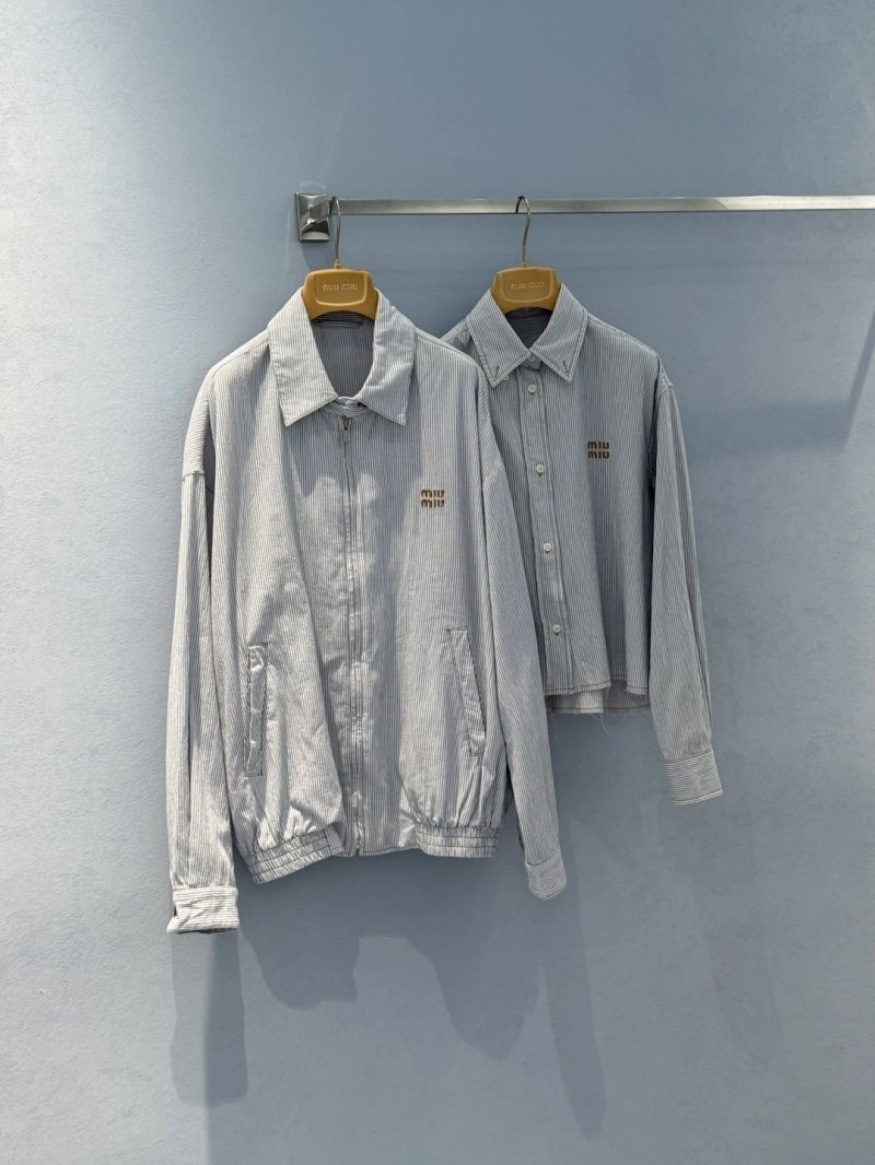 Unclassified Brand Outwear