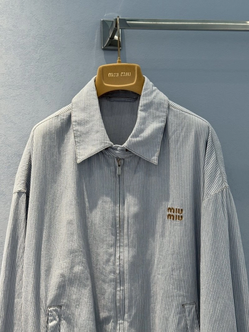 Factory-made Unclassified Brand Outwear