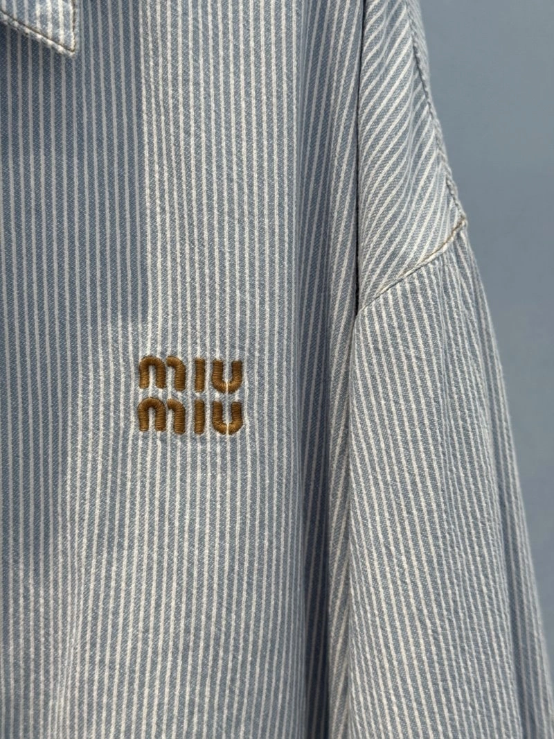 Factory-made Unclassified Brand Outwear