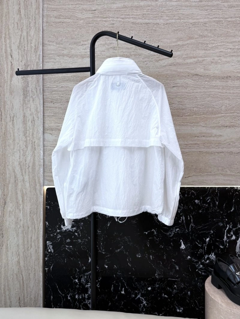 Official Unclassified Brand Outwear