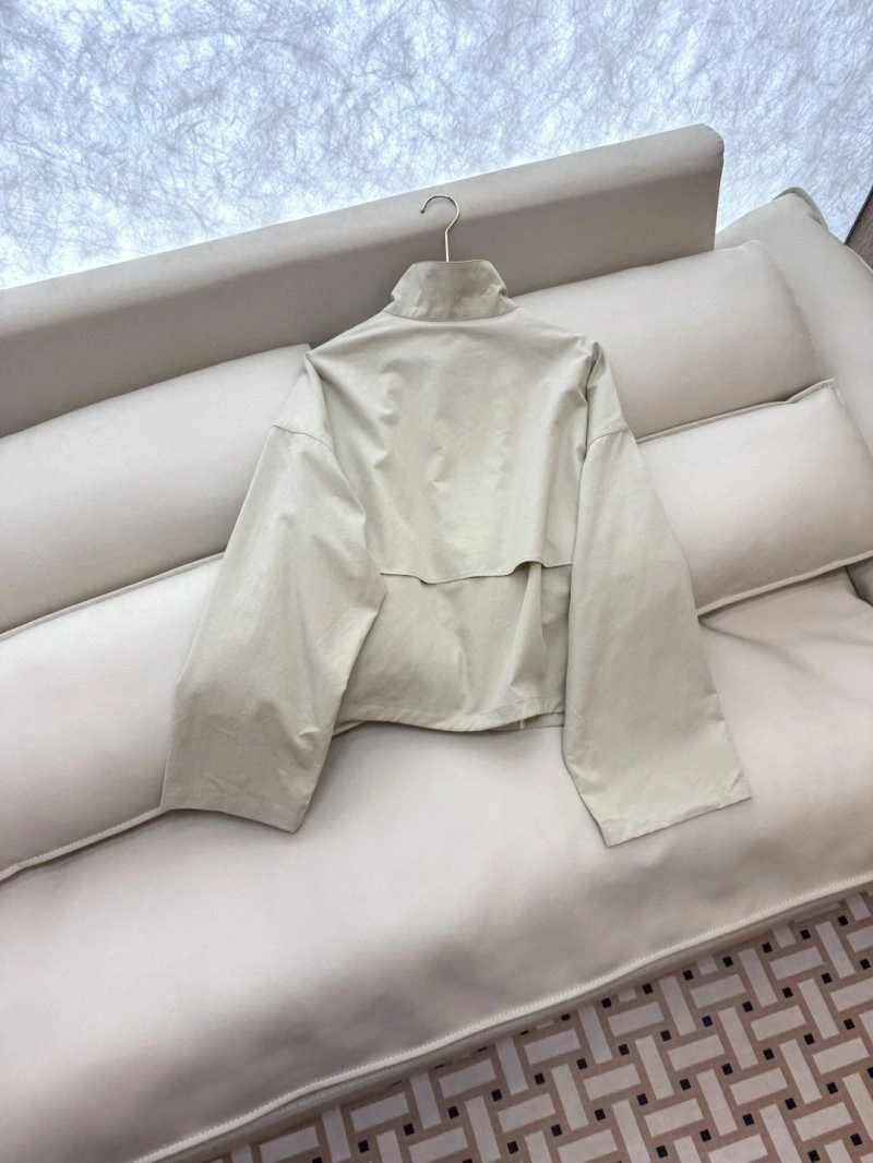 Authentic Unclassified Brand Outwear