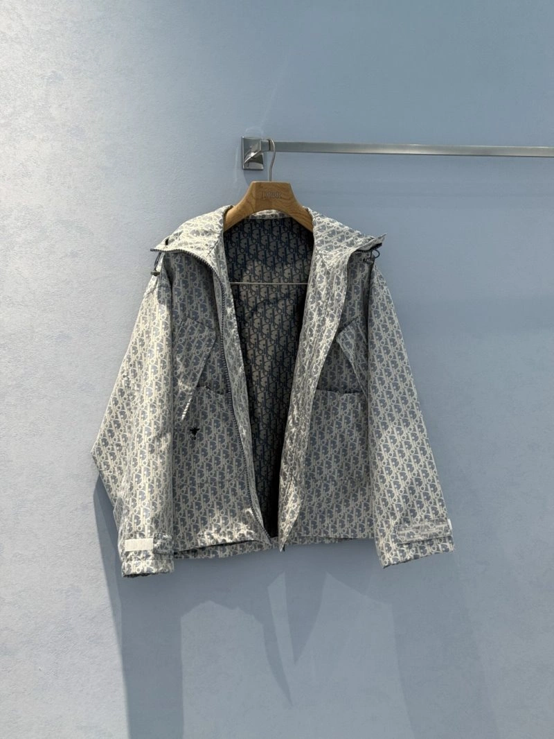 Official Unclassified Brand Outwear