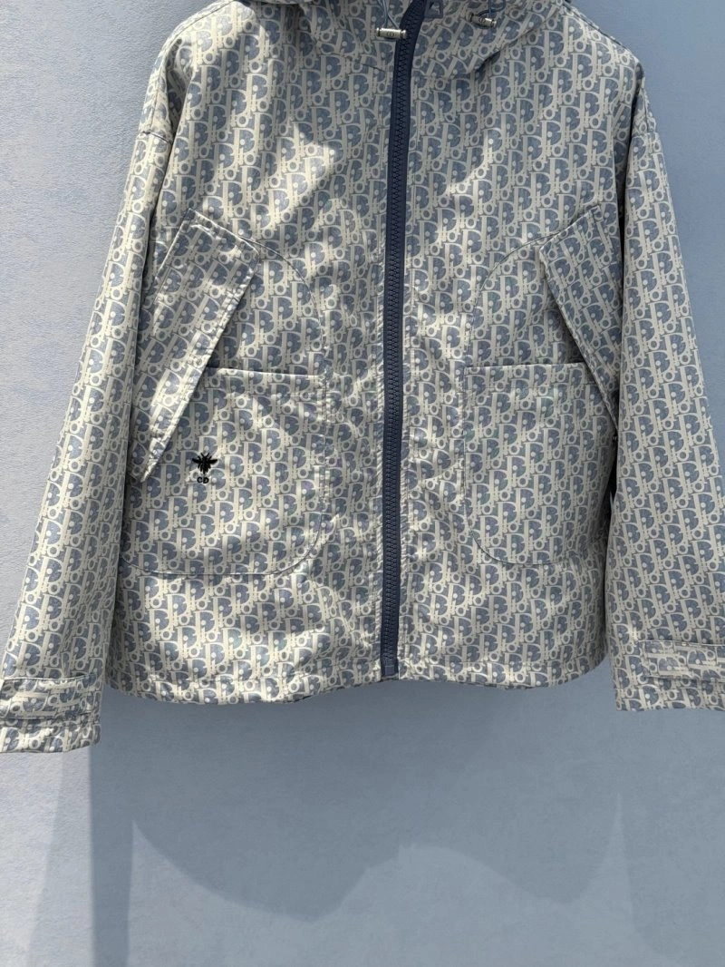 Official Unclassified Brand Outwear
