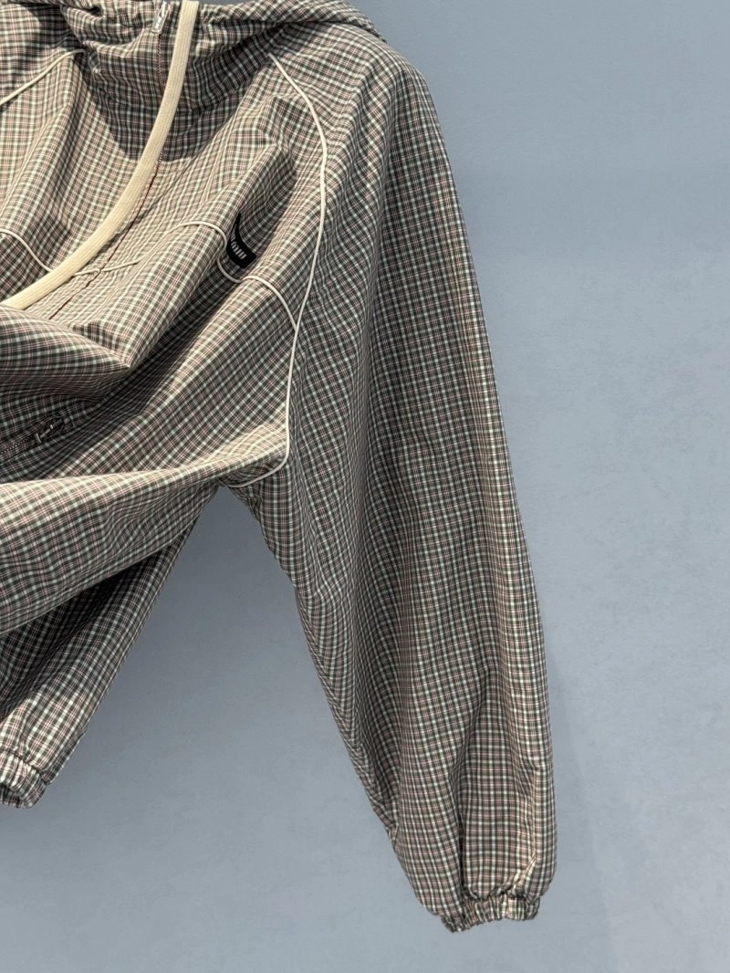 Authentic Unclassified Brand Outwear