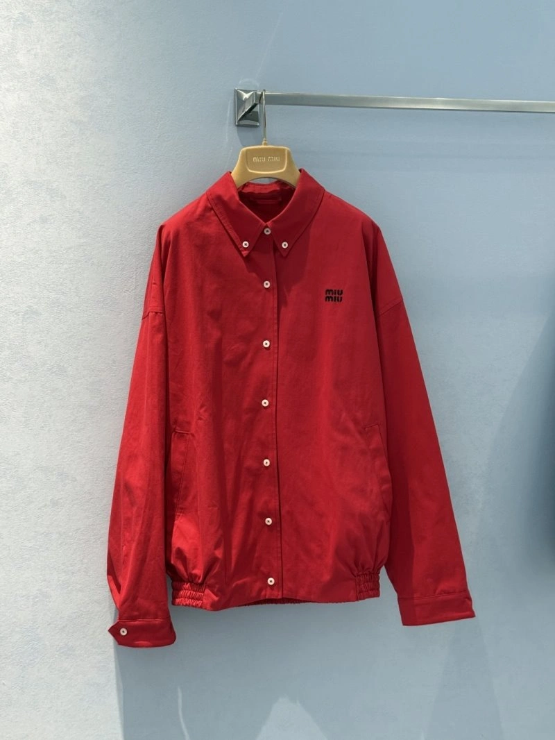 Unclassified Brand Outwear