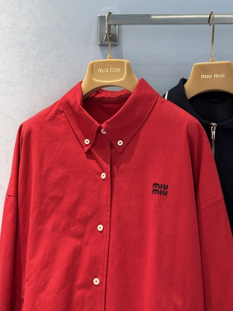 Cut-rate Unclassified Brand Outwear
