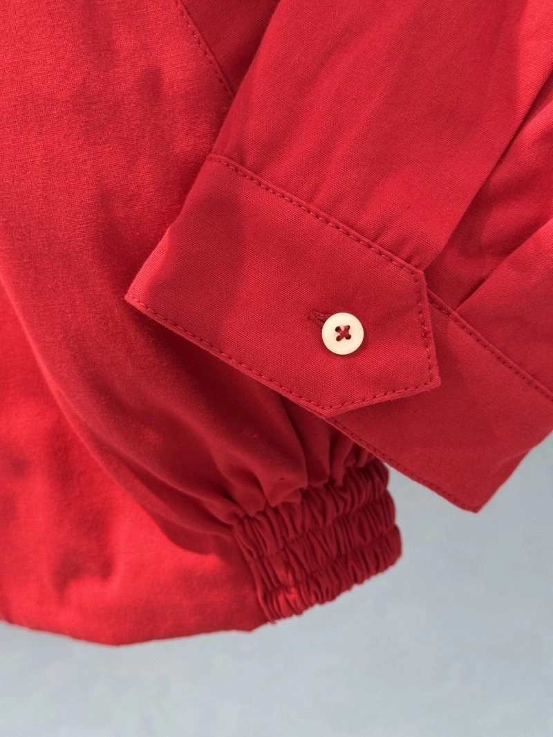 Cut-rate Unclassified Brand Outwear