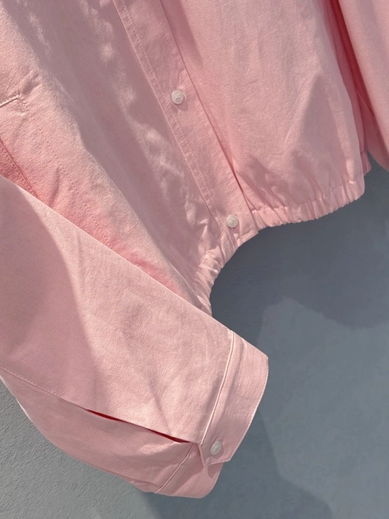 Low-cost Unclassified Brand Outwear