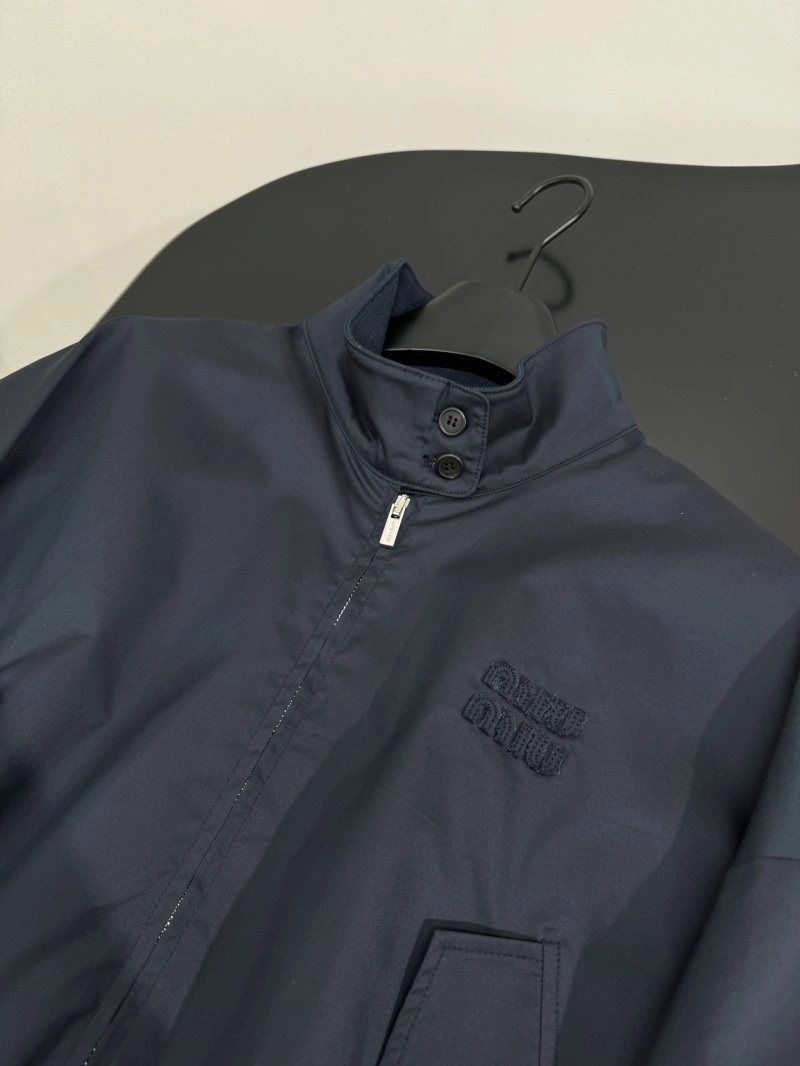 Factory-made Unclassified Brand Outwear