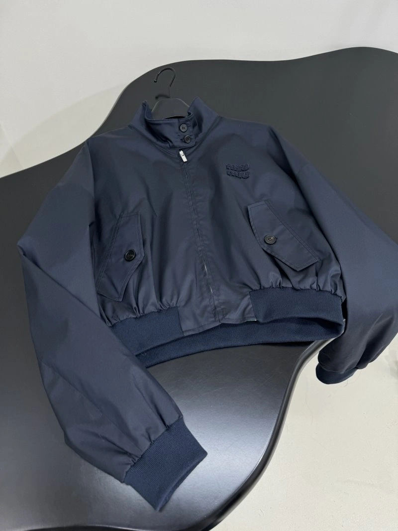 Factory-made Unclassified Brand Outwear