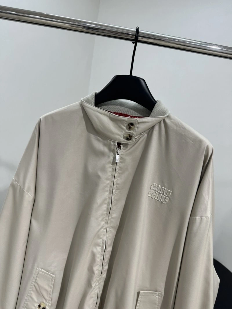 Official Unclassified Brand Outwear