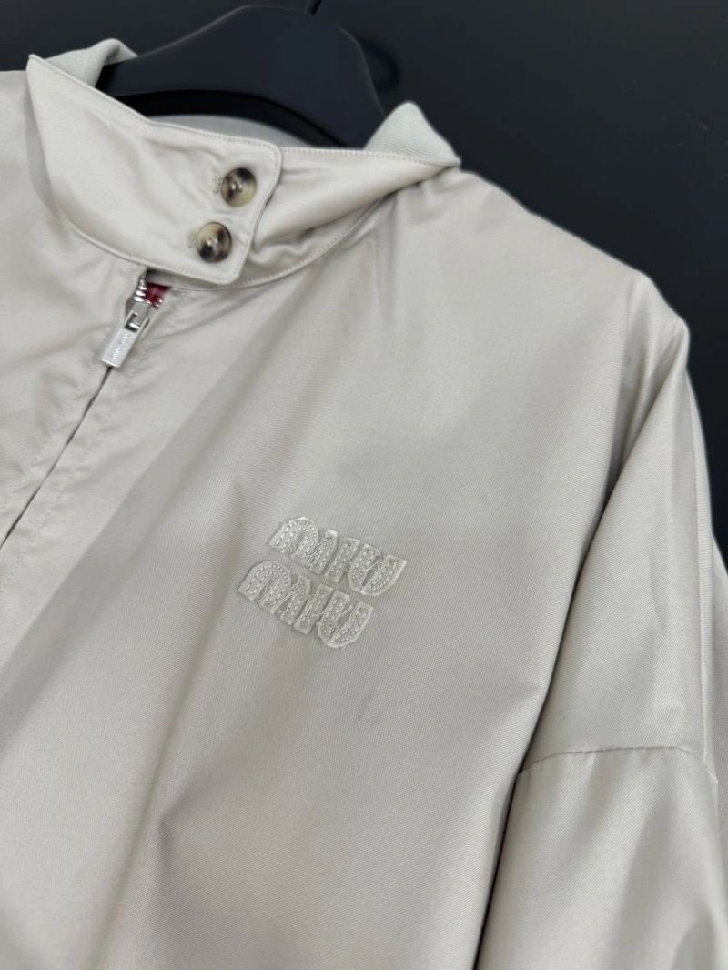 Official Unclassified Brand Outwear