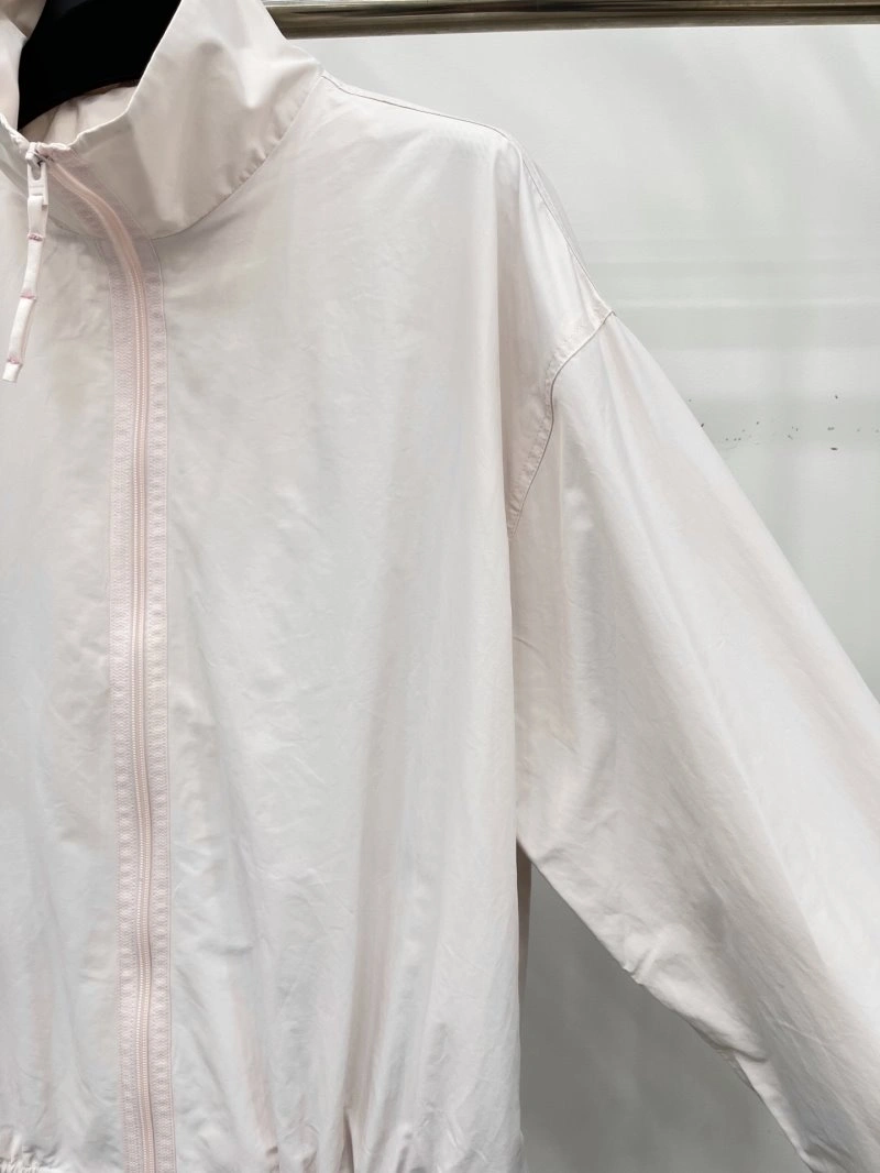 High fidelity Unclassified Brand Outwear
