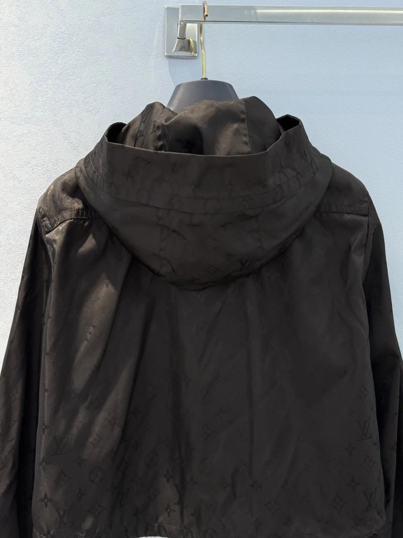 Genuine Unclassified Brand Outwear