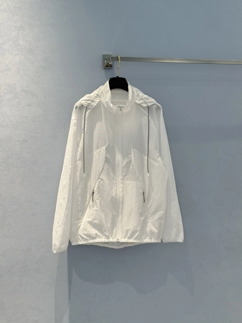 Unclassified Brand Outwear