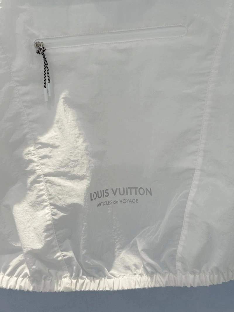 Cut-rate Unclassified Brand Outwear