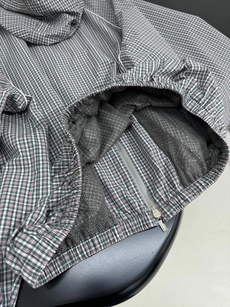 Bargain Unclassified Brand Outwear