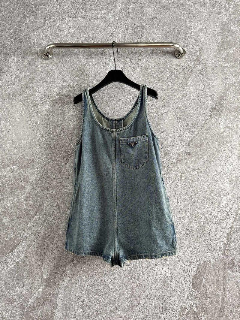 Unclassified Brand Outwear