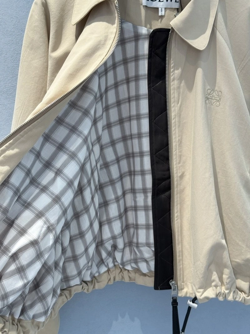 Economical Unclassified Brand Outwear