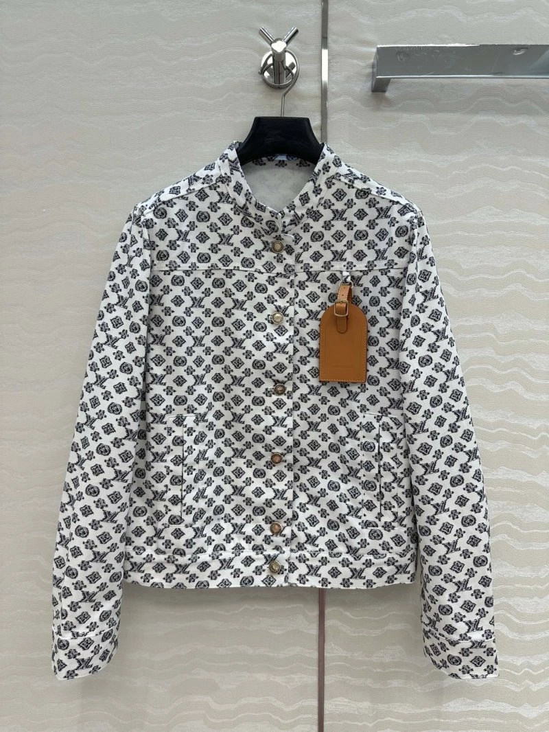 Unclassified Brand Outwear