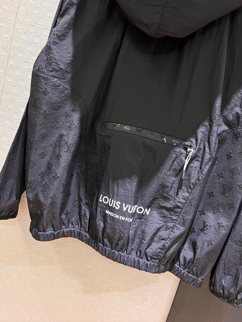 Bargain Unclassified Brand Outwear