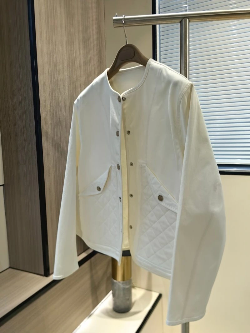 Unclassified Brand Outwear