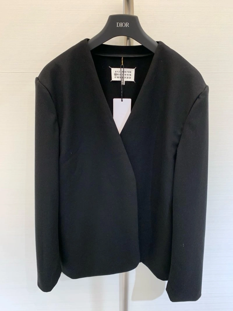 Genuine Unclassified Brand Outwear