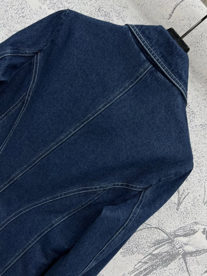 Official Unclassified Brand Outwear