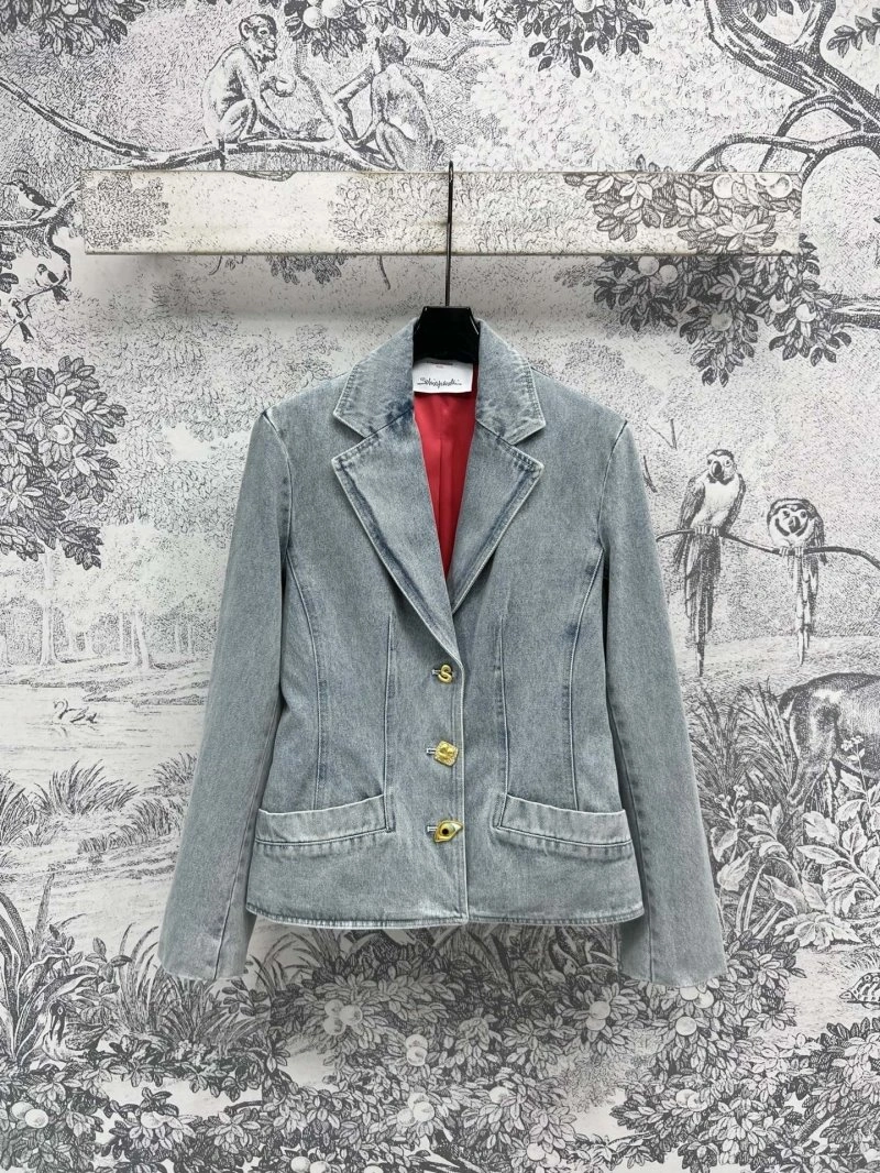 Unclassified Brand Outwear