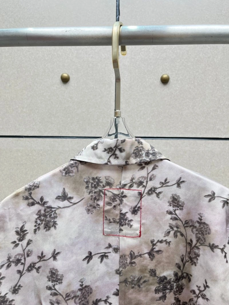 Budget-friendly Unclassified Brand Outwear