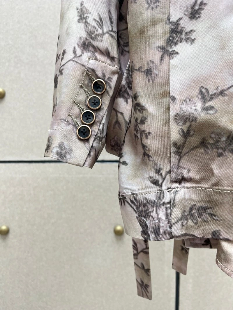 Budget-friendly Unclassified Brand Outwear