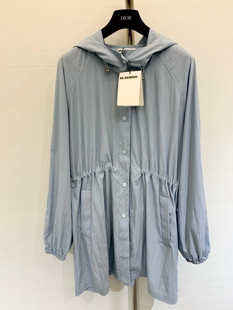 Unclassified Brand Outwear