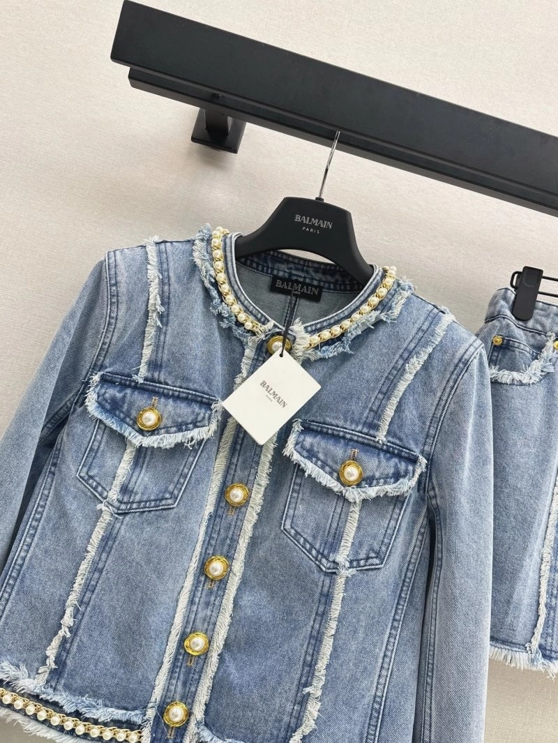 Inexpensive Unclassified Brand Outwear