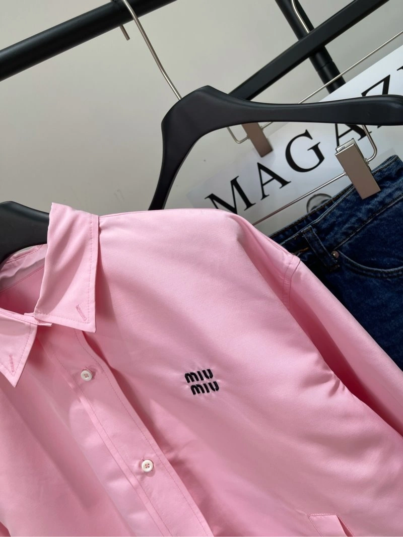 Budget-friendly Unclassified Brand Outwear