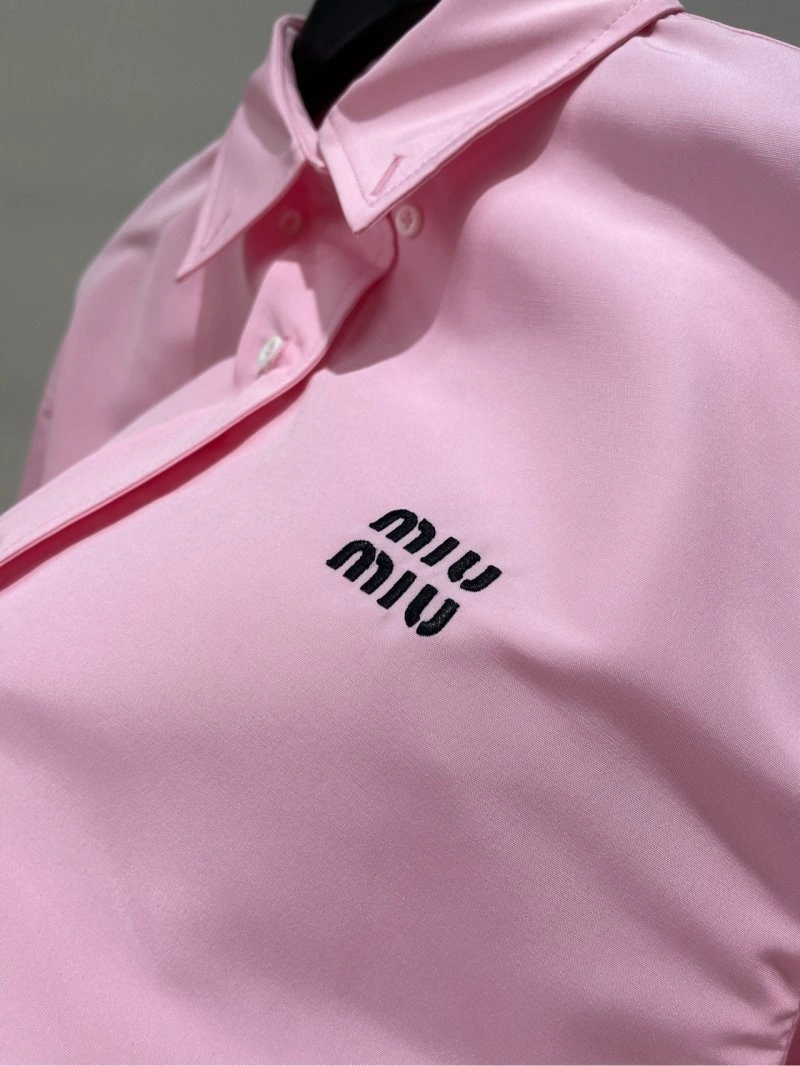 Budget-friendly Unclassified Brand Outwear
