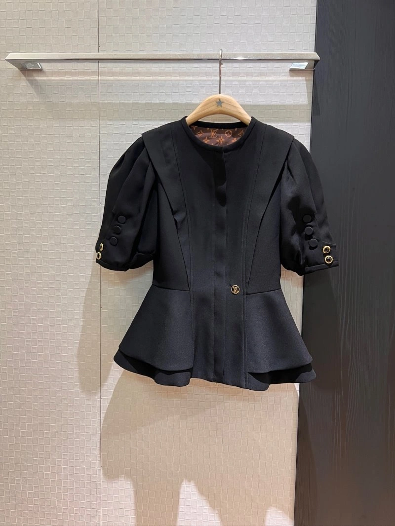 Unclassified Brand Outwear