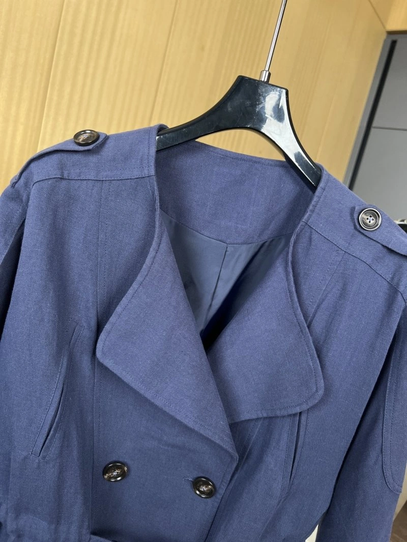 Accurate model Unclassified Brand Outwear