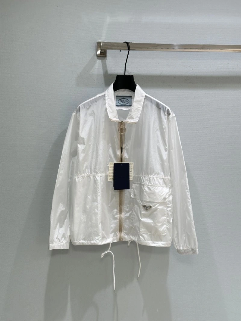 Unclassified Brand Outwear
