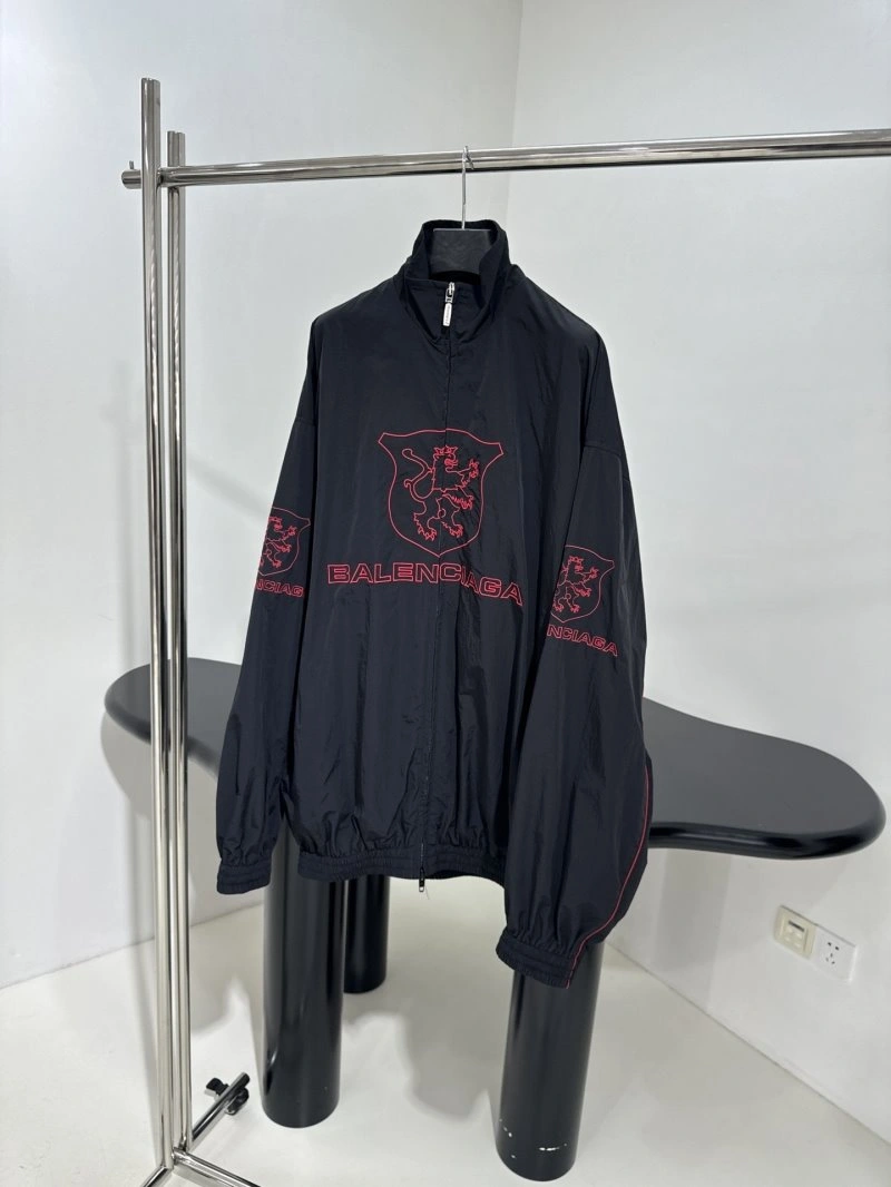 Unclassified Brand Outwear
