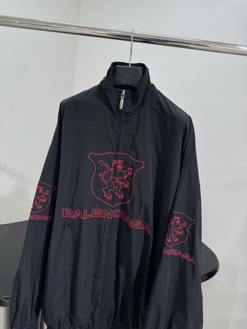 Cut-rate Unclassified Brand Outwear