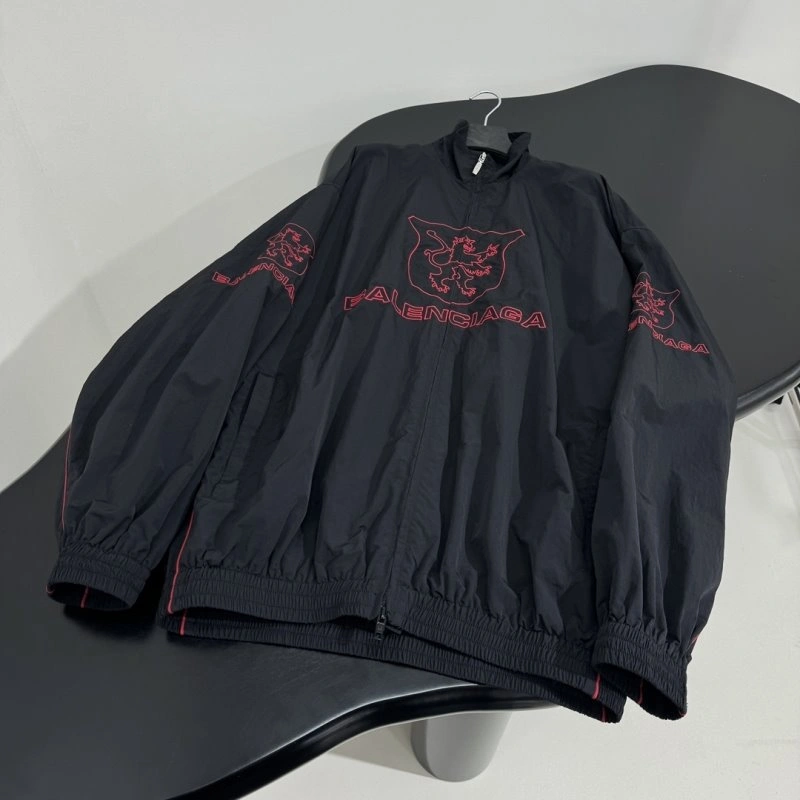 Cut-rate Unclassified Brand Outwear