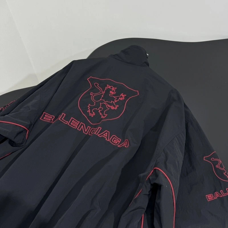 Cut-rate Unclassified Brand Outwear