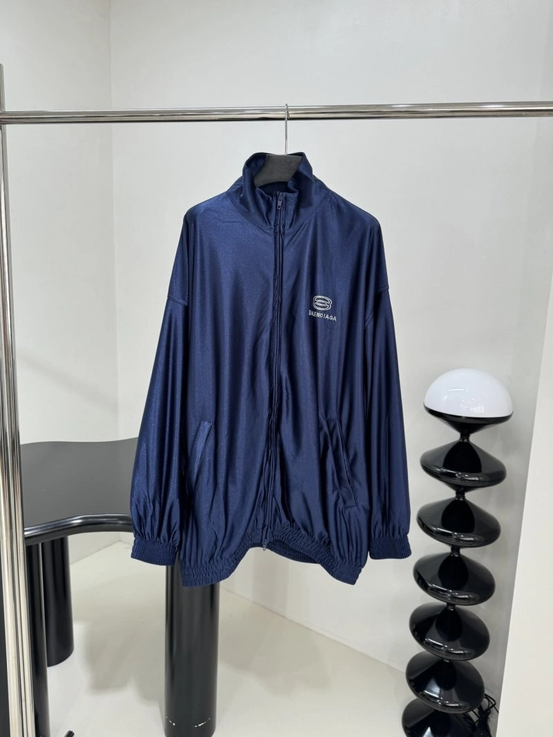 Unclassified Brand Outwear