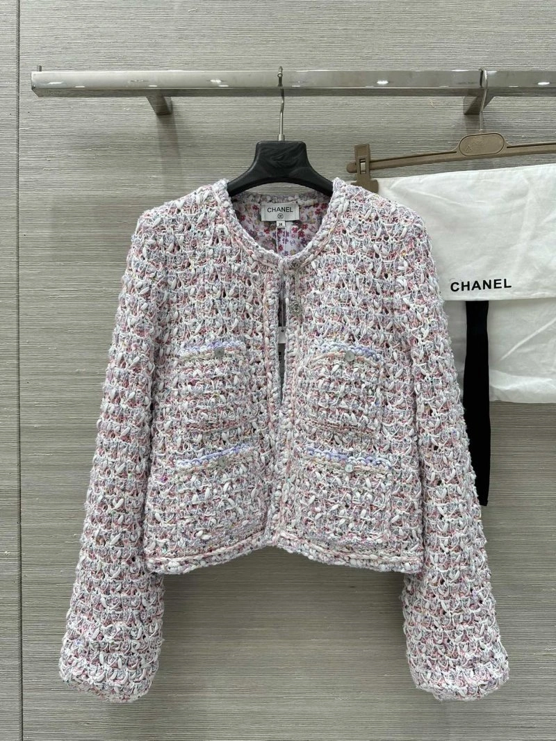Unclassified Brand Outwear