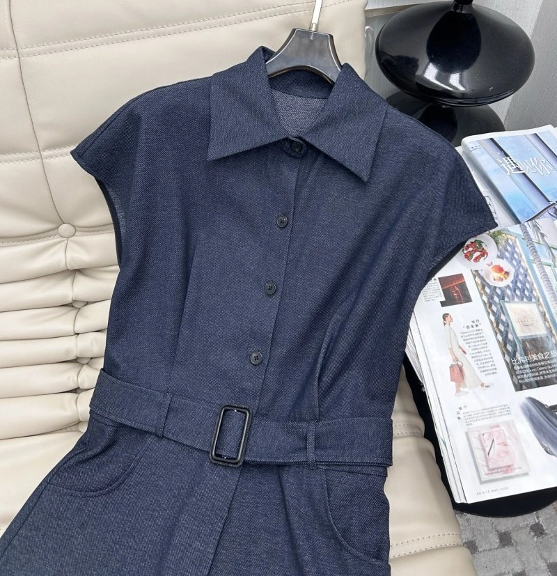 Accurate model Unclassified Brand Outwear