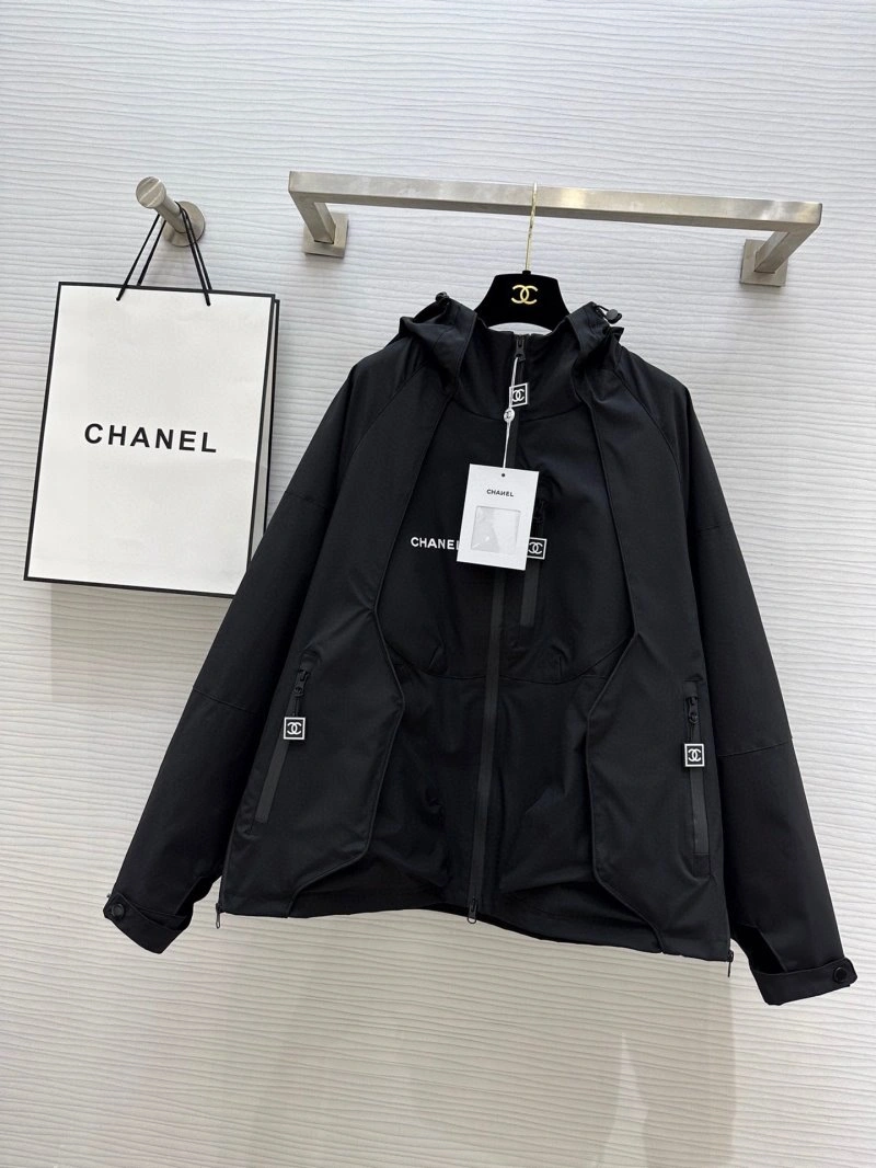 Unclassified Brand Outwear