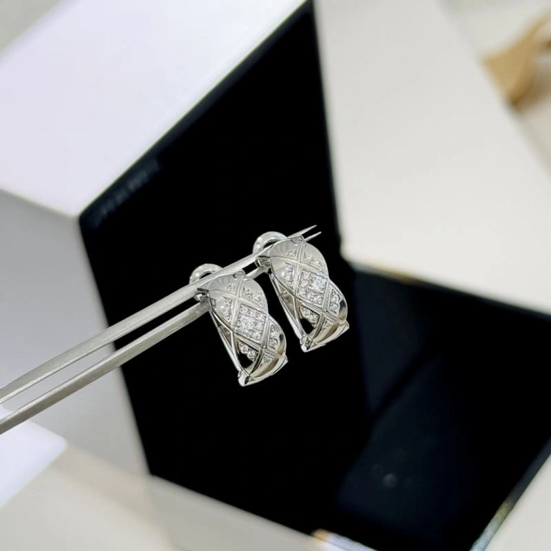 Unclassified Brand Rings